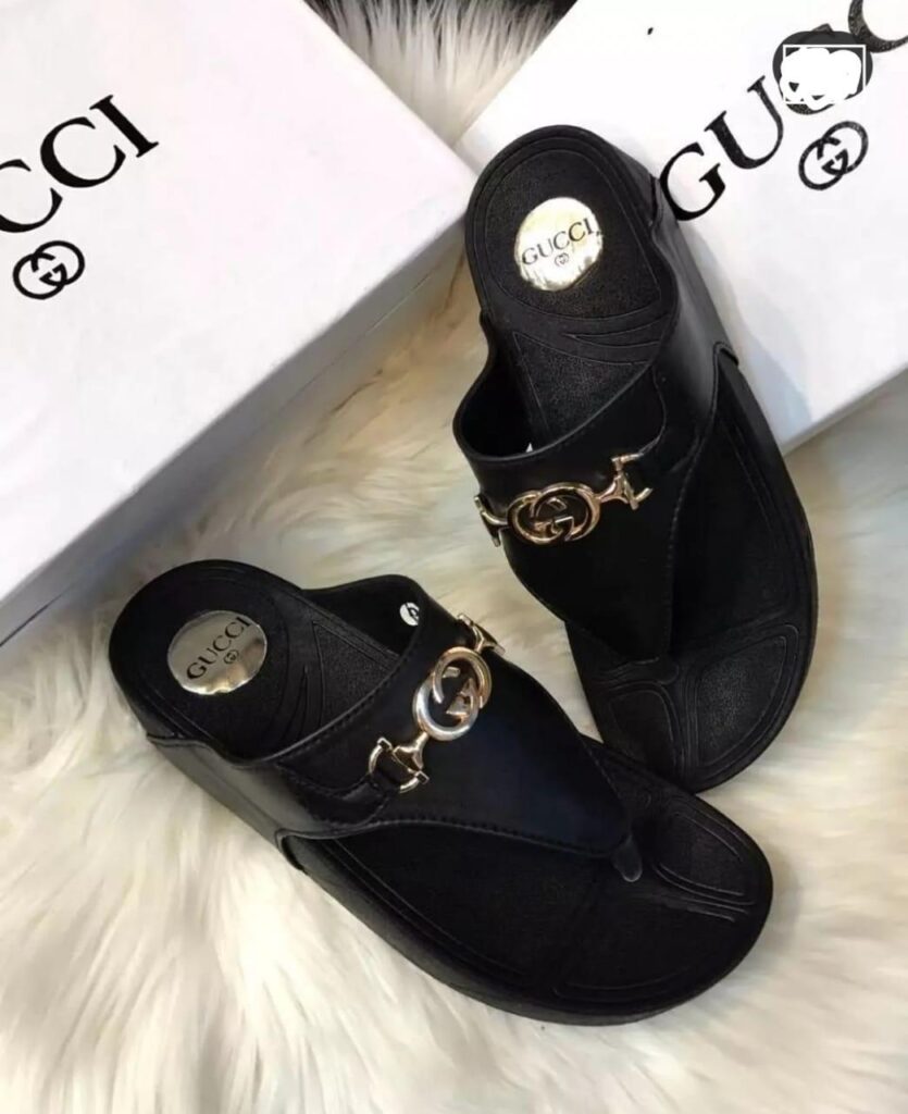 Gucci Flip flop - Brandless